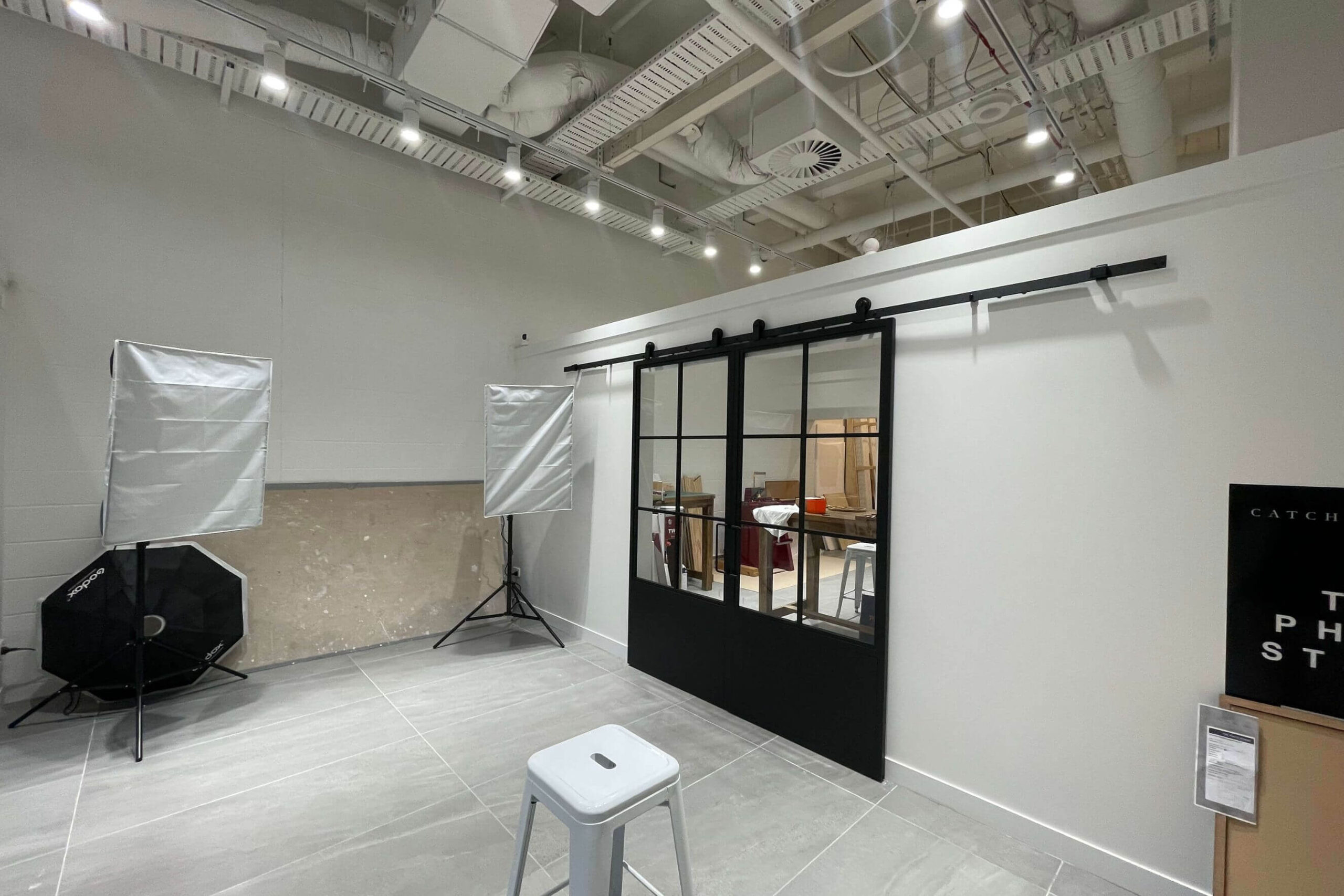 The Photo Studio - M8 Fitout