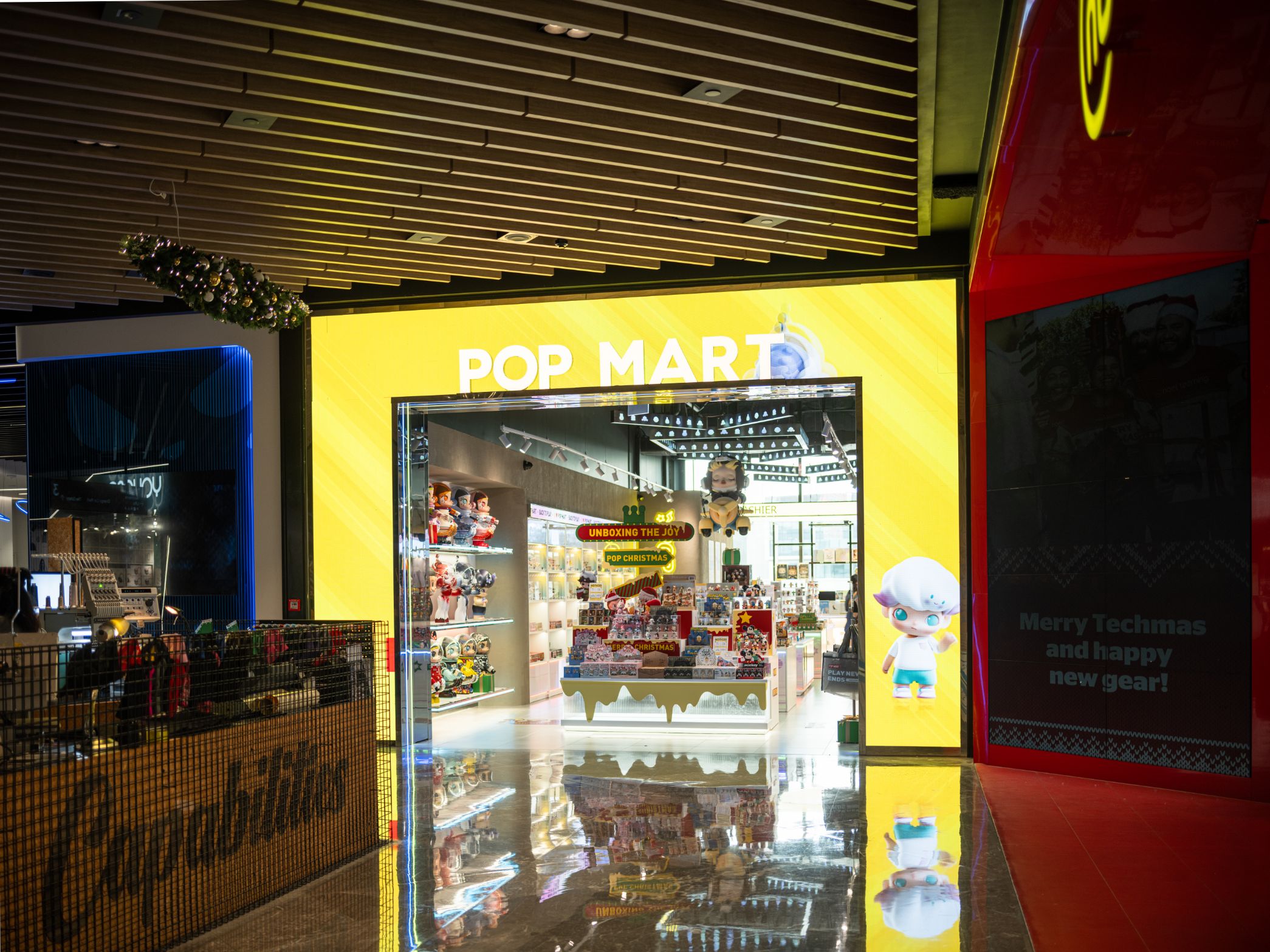 Pop Mart - M8 Fitout