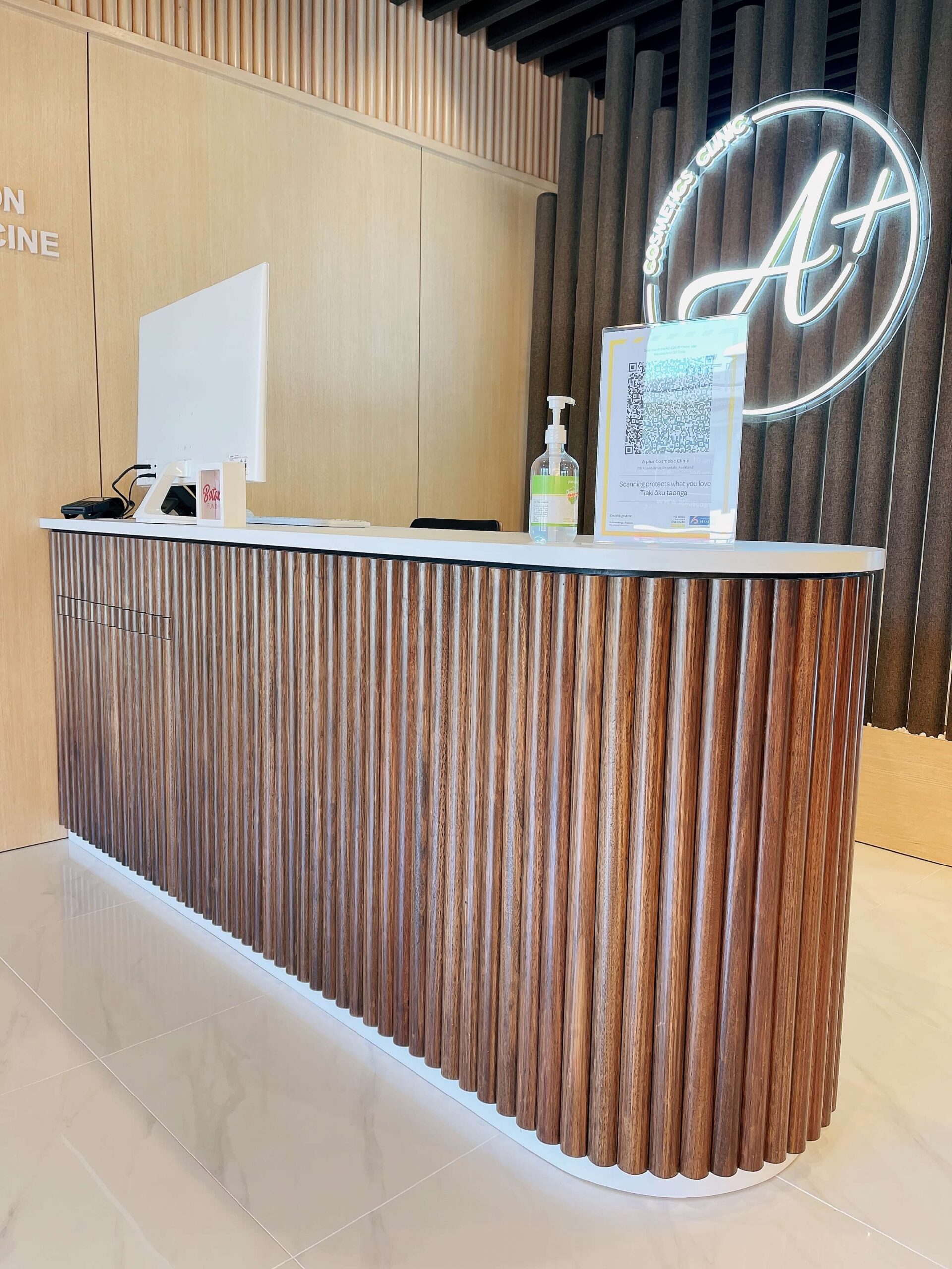 A+ cosmetic - M8 Fitout