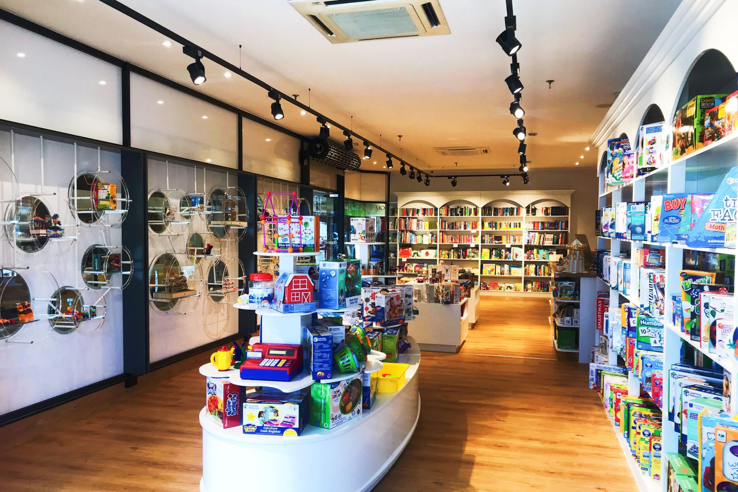 Go Go Kids - M8 Fitout